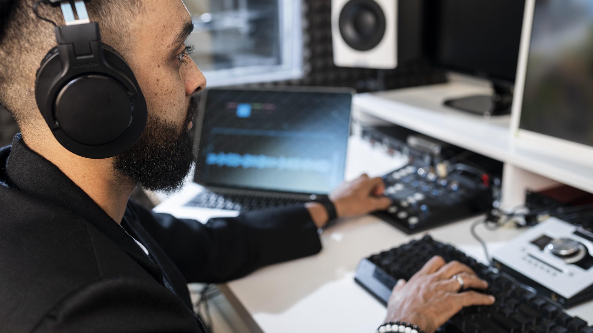 Key Considerations When Hiring an AV Integrator - ETS